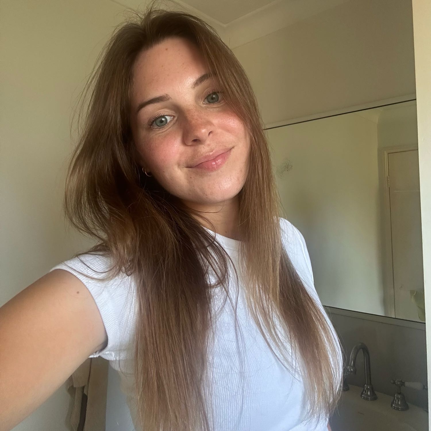 Leah | Pet sitter in Palm Beach QLD | Pawshake.com.au